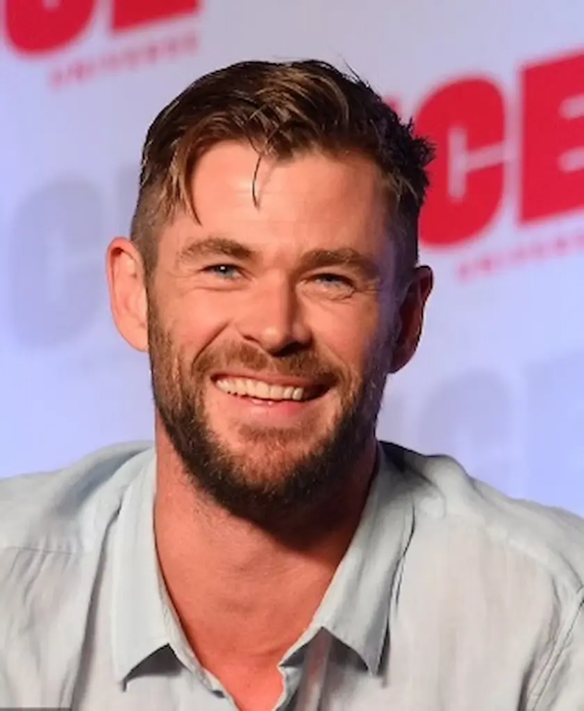Chris Hemsworth Smile Wallpaper Perfect Smile