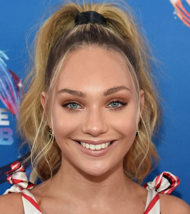🦷 Maddie Ziegler'in Yeni Dişleri | Lema Dental Clinic