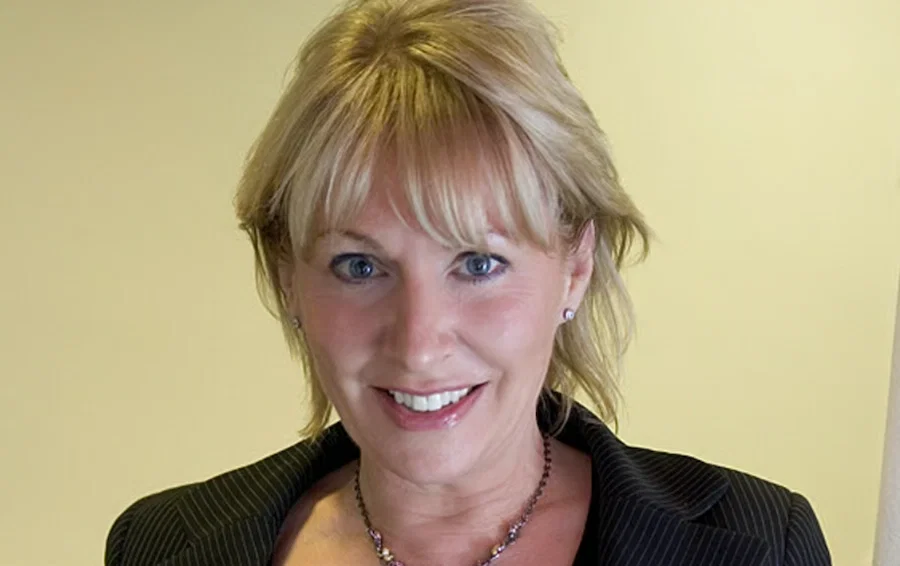 ⚜️ Nadine Dorries Teeth (Old/New): Before and Afters! | LEMA