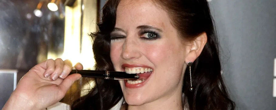 Eva Green’s Teeth Transformation: Before and After | LEMA