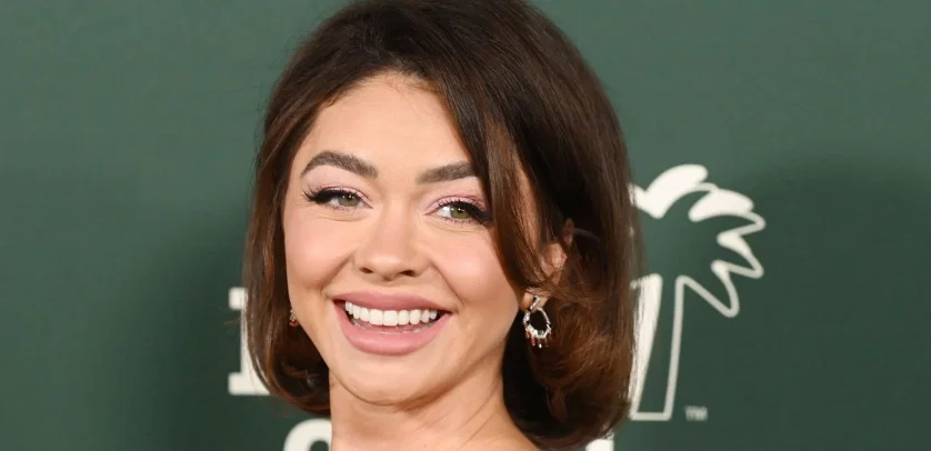 Sarah Hyland Cute Smile Sarah Hyland Discusses Her Health And 'Modern