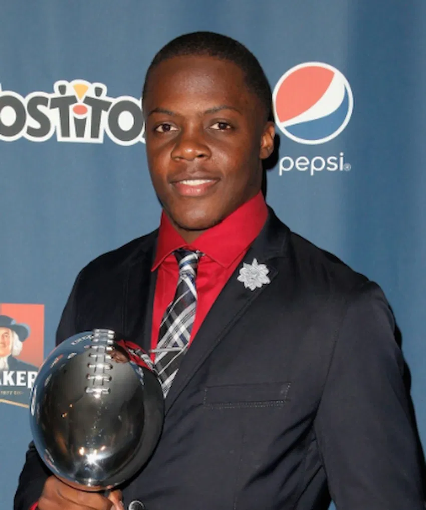 Teddy Bridgewater Zähne (Alt/Neu): Vorher und Nachher | Lema Dental Clinic