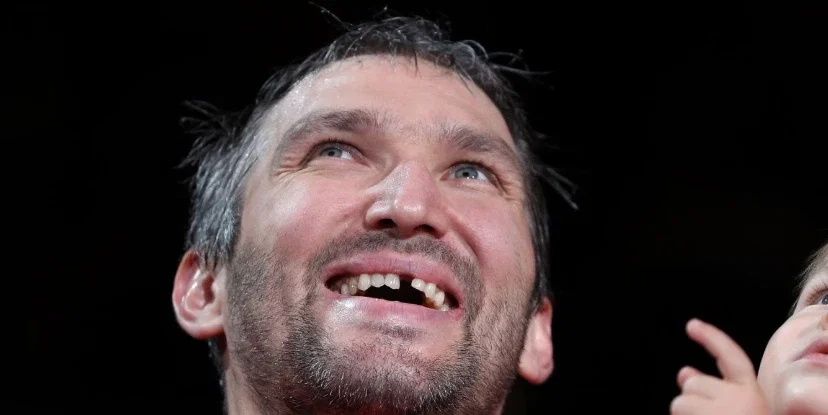 Did Alex Ovechkin get his teeth fixed? | LEMA