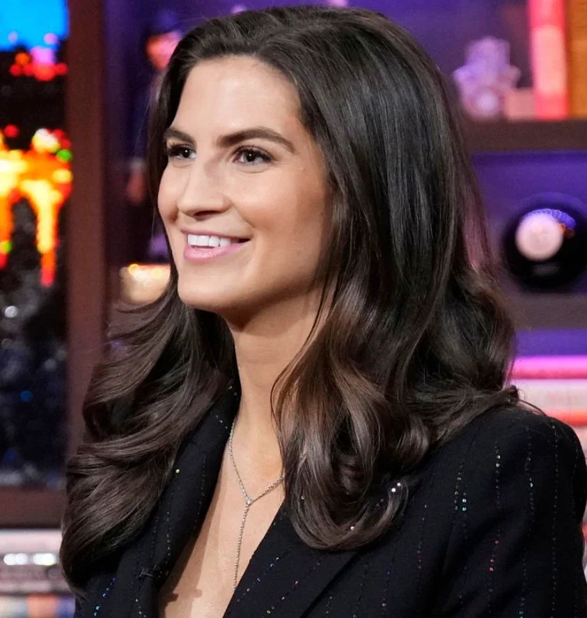 ¿Por qué la sonrisa de Kaitlan Collins fascinó al público? | Lema ...