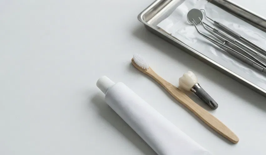 Care este cea mai bună pastă de dinți pentru implante dentare complete ...