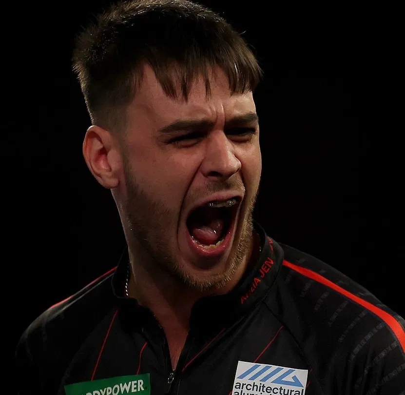 Ce se află în spatele aspectului distinctiv al dinților lui Dom Taylor ...