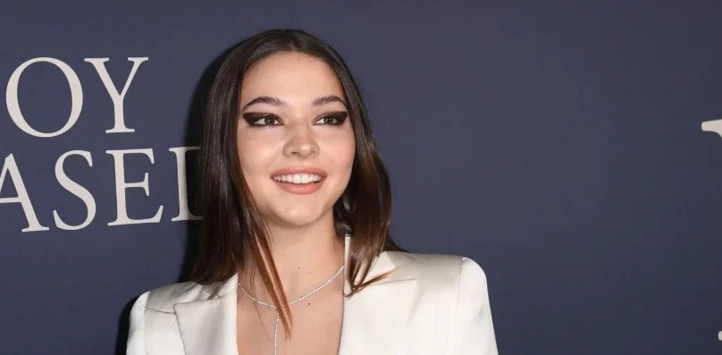 Madelyn Cline's Smile Journey: From Natural to Hollywood Smile | LEMA